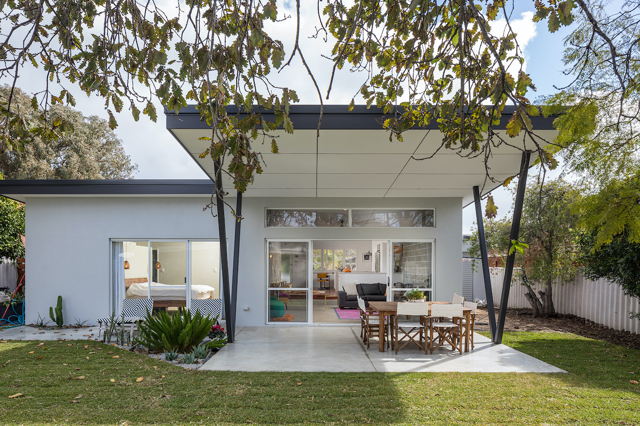 Willow House, Woodlands | Pure Locations