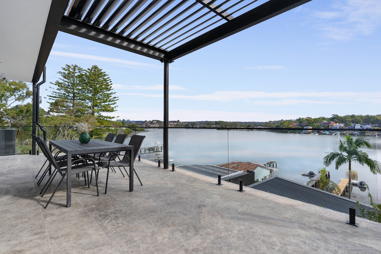 The Meg, Kangaroo Point - Pure Locations