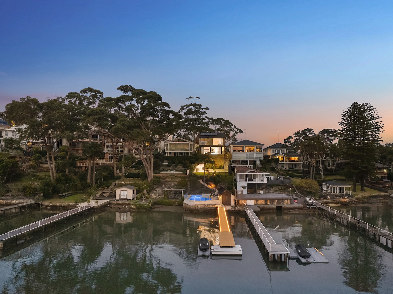 The Meg, Kangaroo Point - Pure Locations