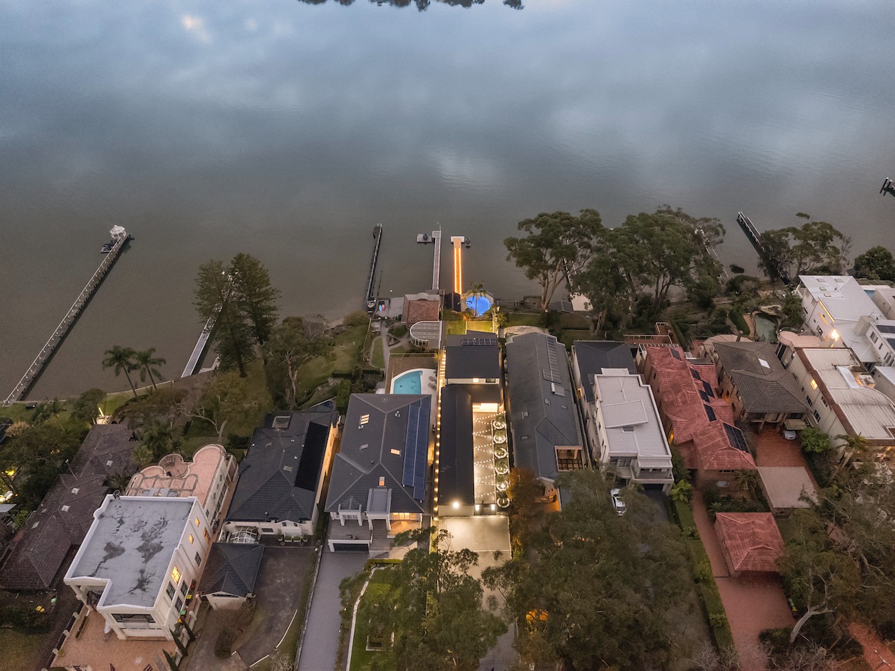 The Meg, Kangaroo Point - Pure Locations