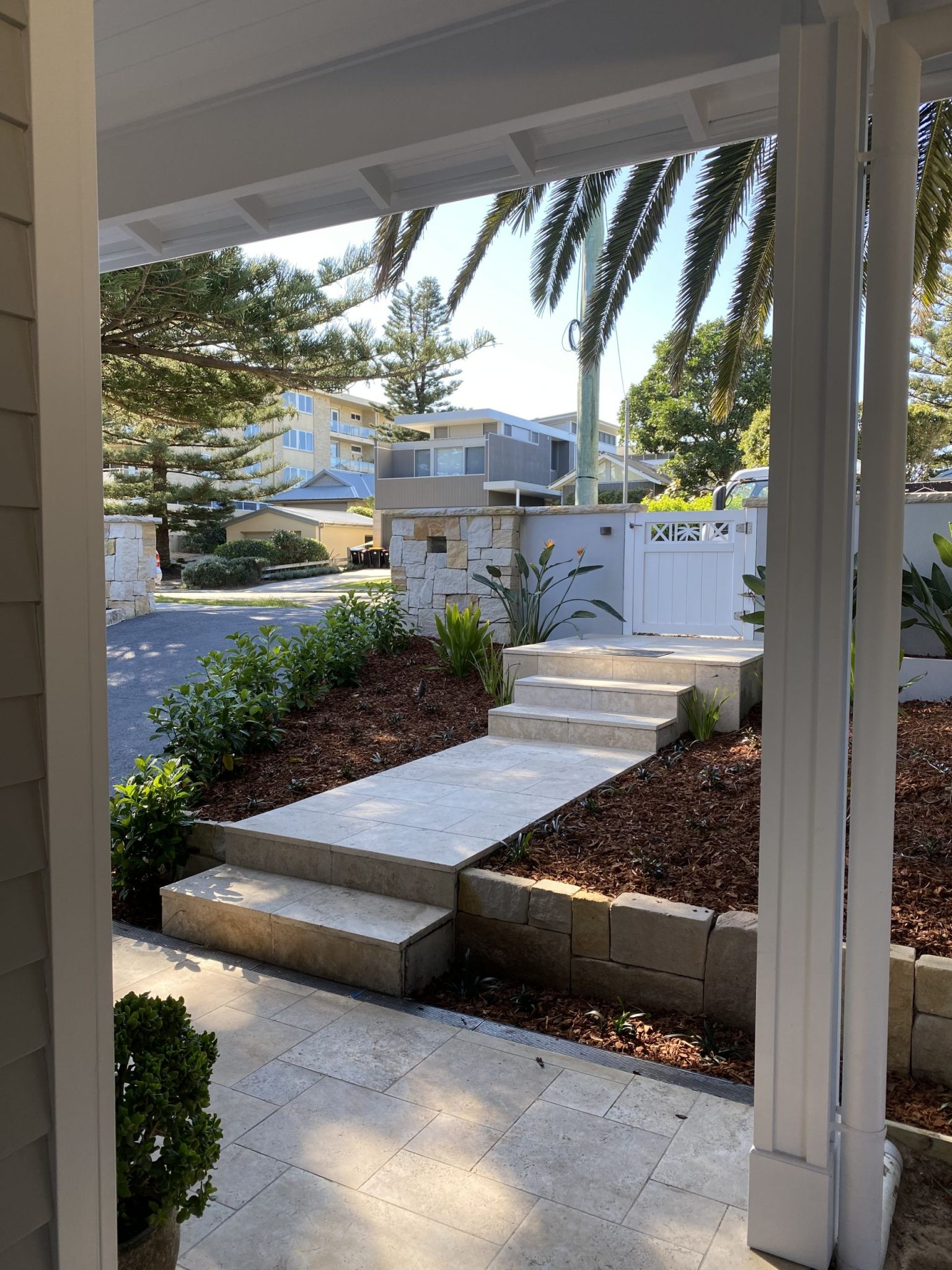 Entrances - Sydney - Pure Locations